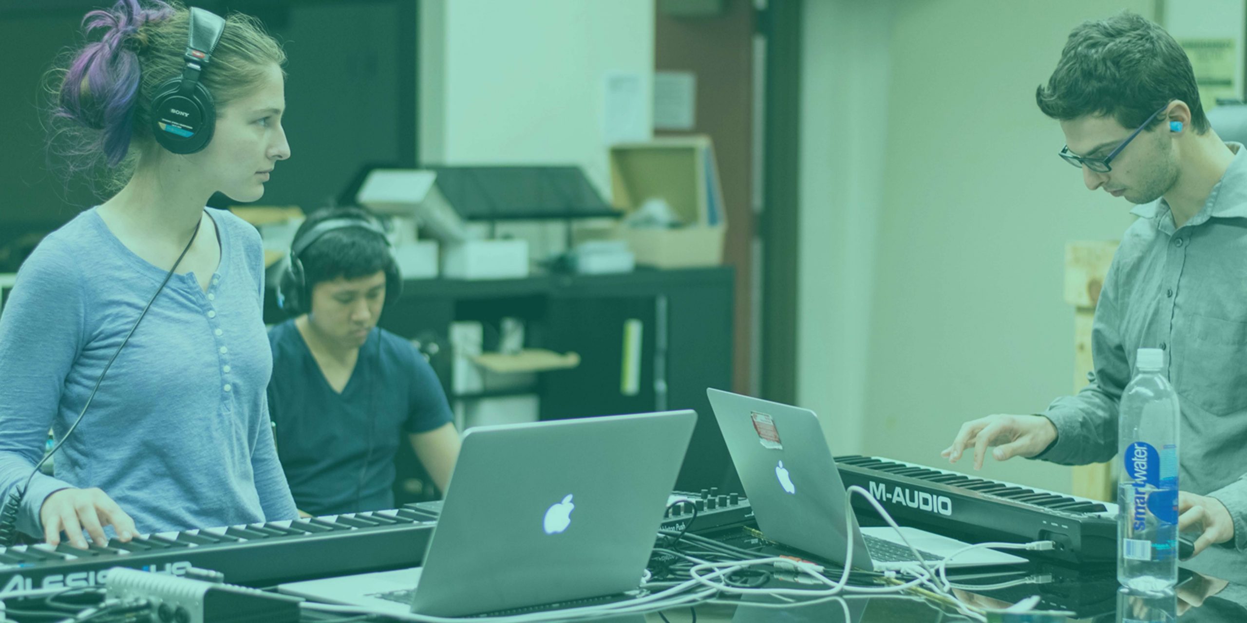 Music Group Contracts: How They Keep Bands Together - RouteNote Create Blog