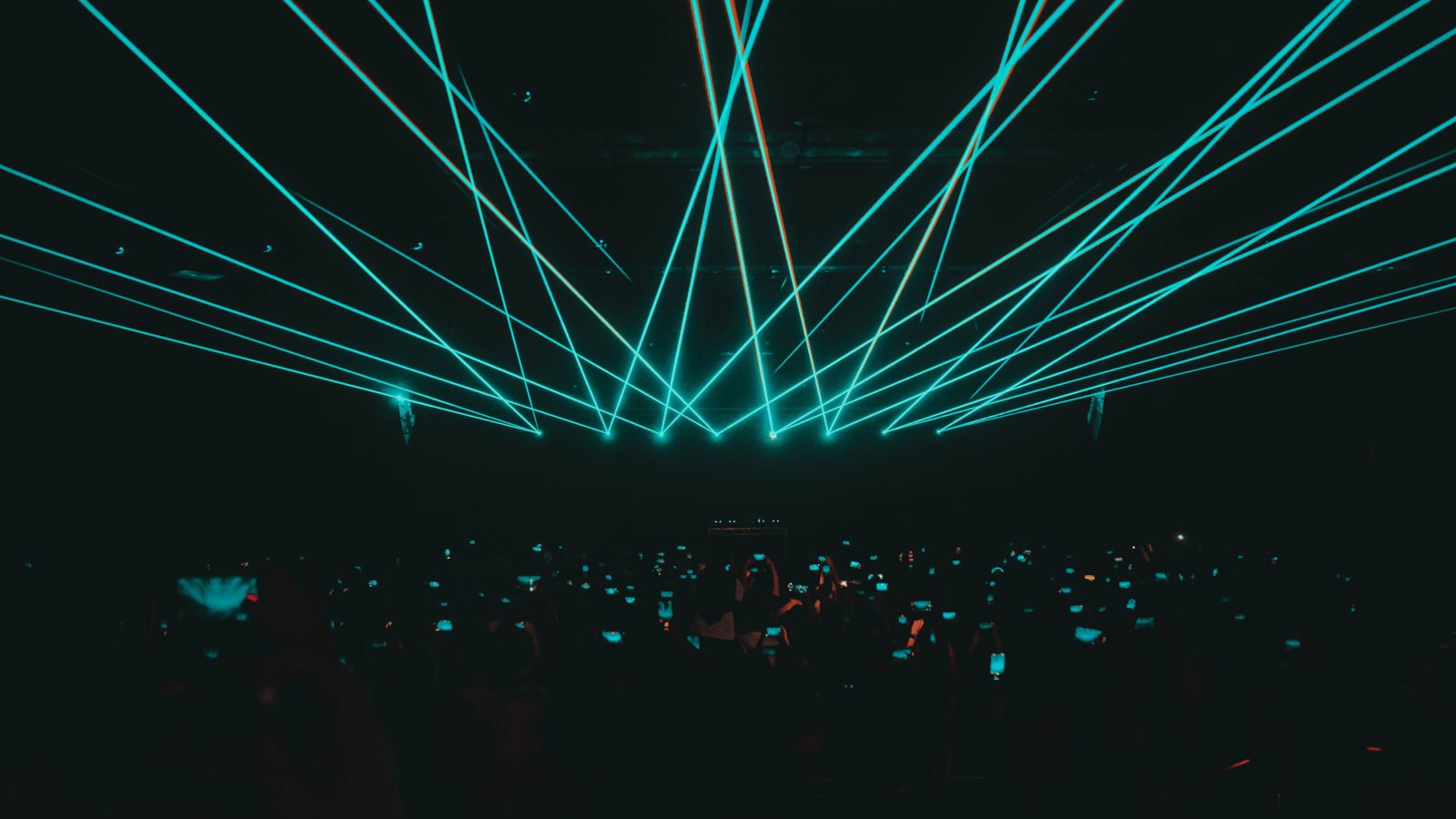 The 5 Best Hardstyle Sample Packs - RouteNote Create Blog