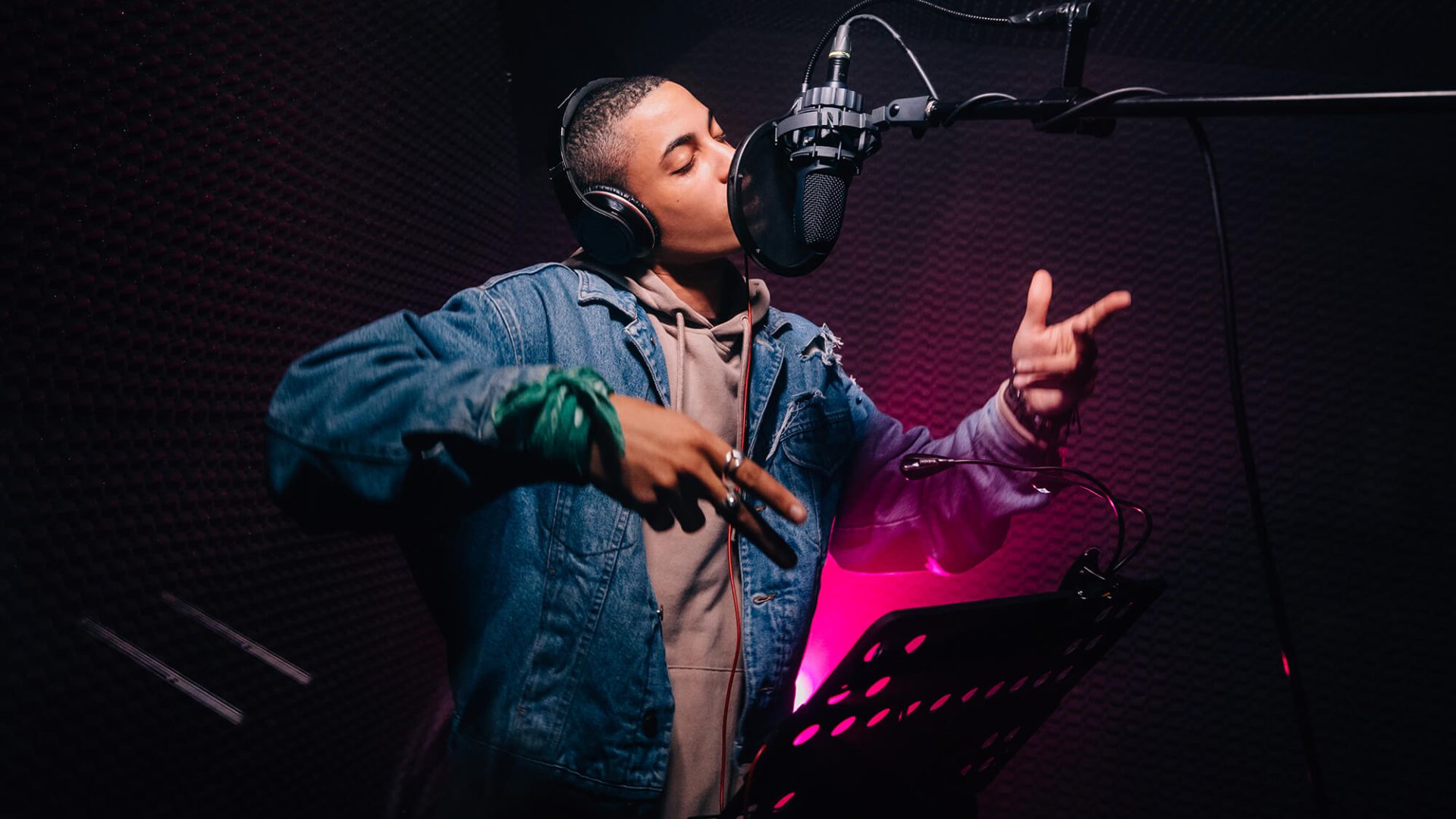 Beatmaking Tips - Working with Artists - RouteNote Create Blog